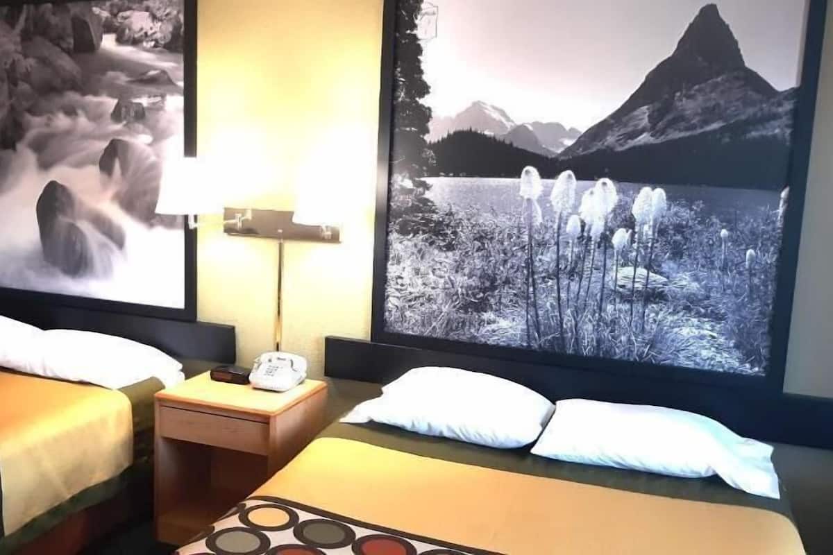 Secretária, cortinas/cortinados opacos, Wi-fi grátis