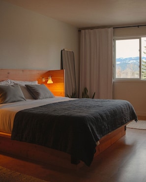 Roupas de cama antialérgicas, escrivaninha