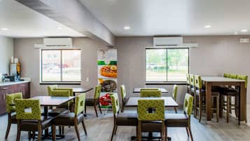 Pequeno-almoço tipo buffet diário incluído