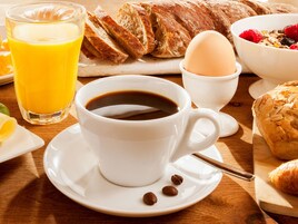 Café da manhã continental grátis todos os dias