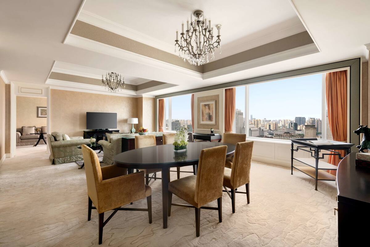 Suite, 1 cama king-size (River Wing Huangpu Suite) | Vista do quarto