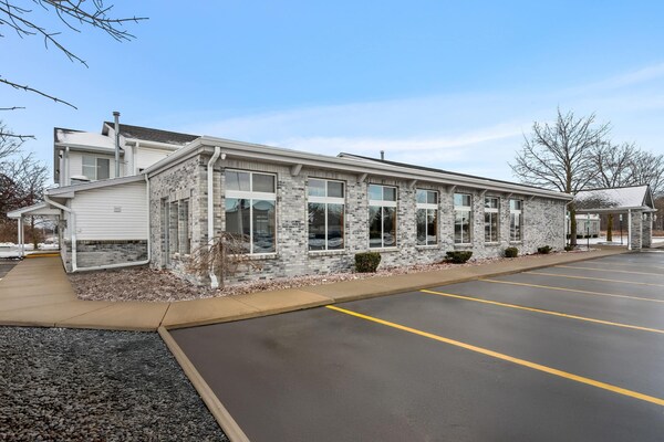 Days Inn By Wyndham Imlay City - Lake Erie, PA