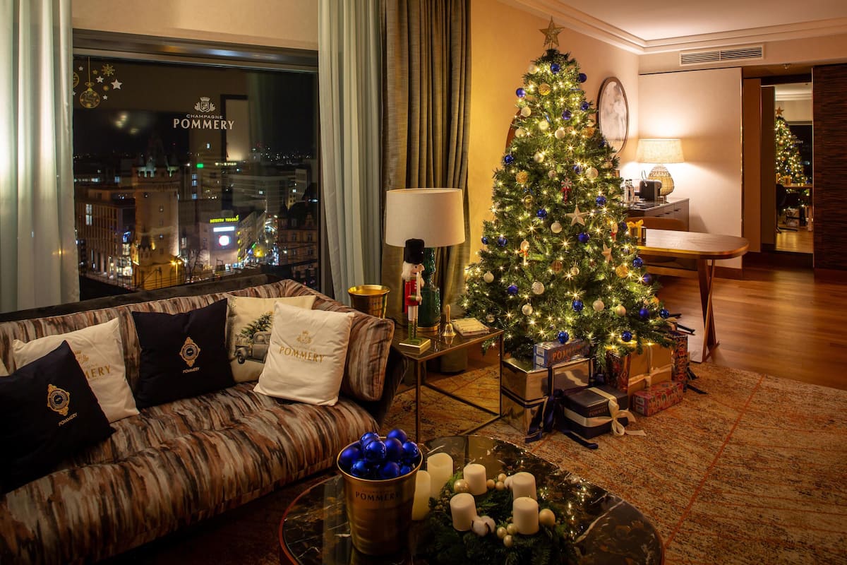 Cobertura, 1 cama King | Área de estar | TV LCD, dock para MP3