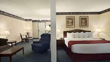 Suite, 1 cama king-size, não fumadores (One-Bedroom) | 1 quarto, secretária, berços/camas para crianças grátis