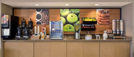 Pequeno-almoço completo diário incluído