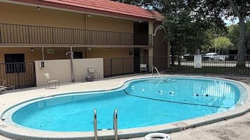 Piscina exterior