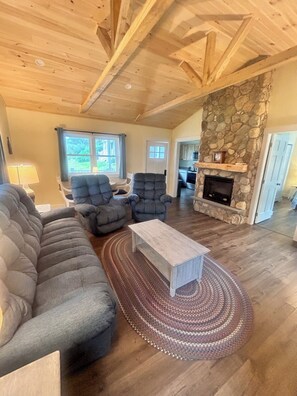 Casa | Sala de estar | Smart TV de 85 polegadas com canais por cabo