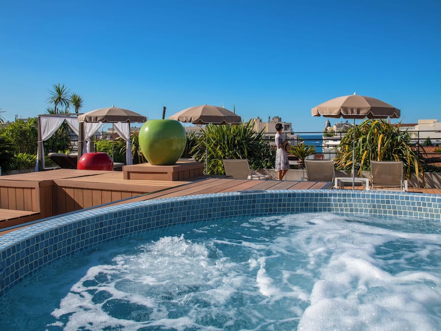 Banheira de hidromassagem exterior