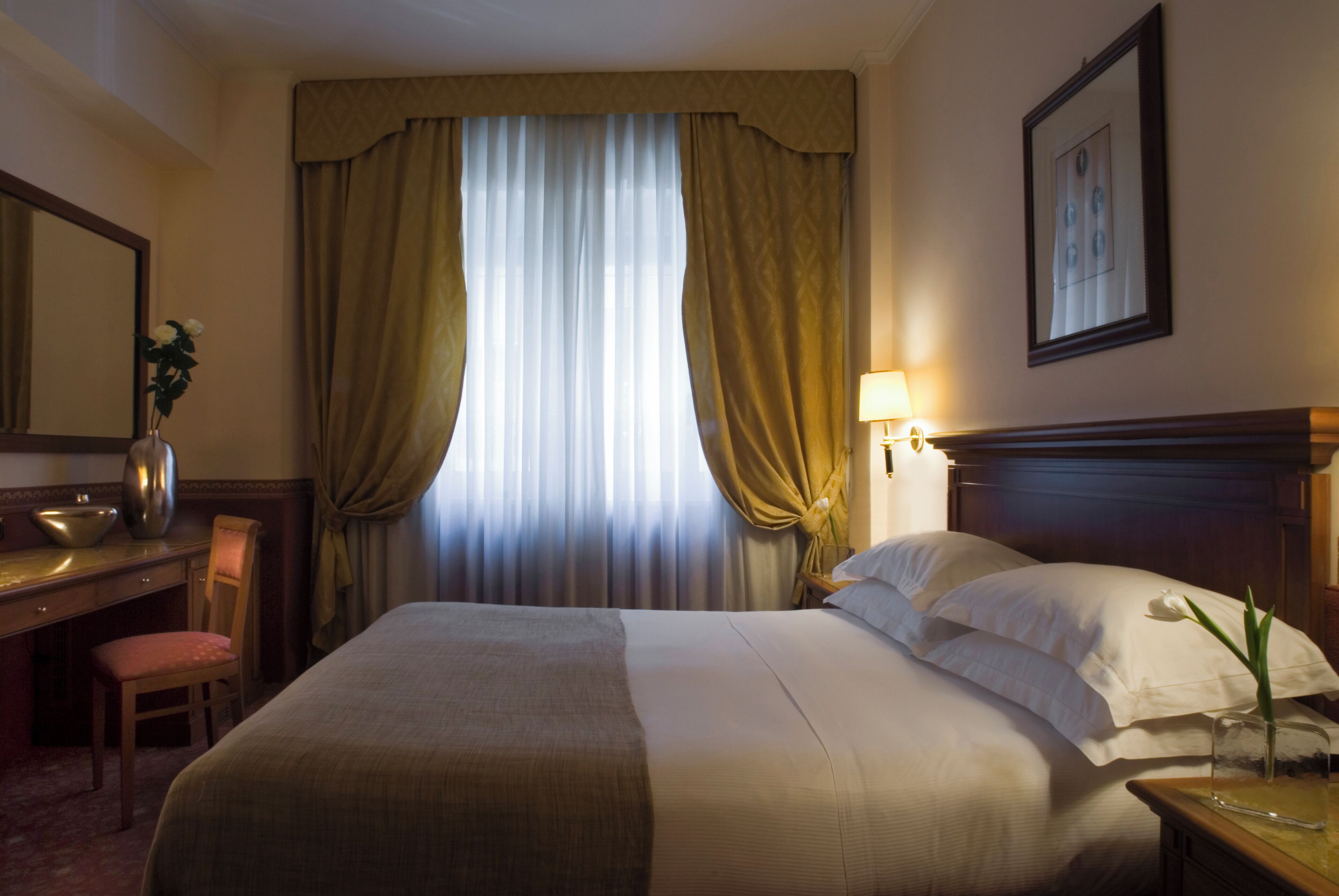 Starhotels Michelangelo in Rome: Find Hotel Reviews, Rooms, and Prices ...