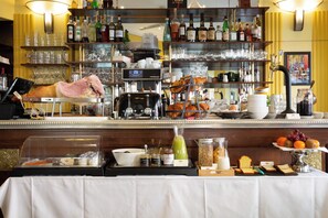 Pequeno-almoço continental diário incluído 