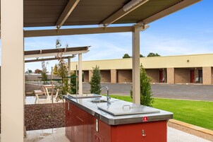 Área para churrascos e piqueniques