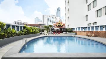 Piscina externa