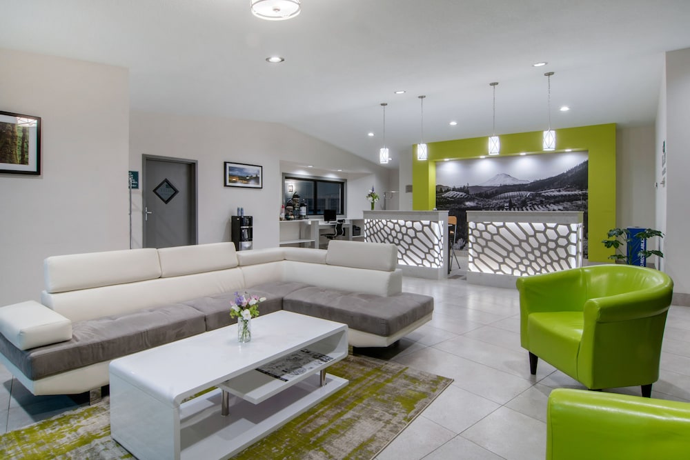 Quality Inn & Suites Albany Corvallis - Albany, OR