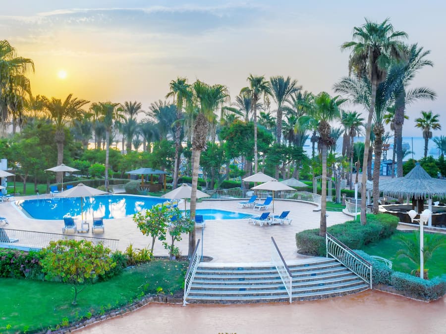 Suite Júnior | Piscina | 4 piscinas exteriores, guarda-sóis, espreguiçadeiras