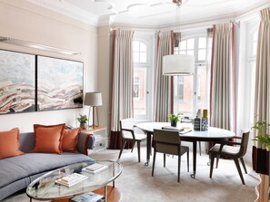 Apartamento de Luxo, 1 quarto | 1 quarto, lençóis de algodão egípcio, roupa de alta qualidade 