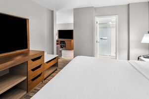 Suíte estúdio | Roupas de cama antialérgicas, escrivaninha