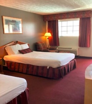 Ferro/tábua de engomar, Wi-fi grátis, roupa de cama fornecida 