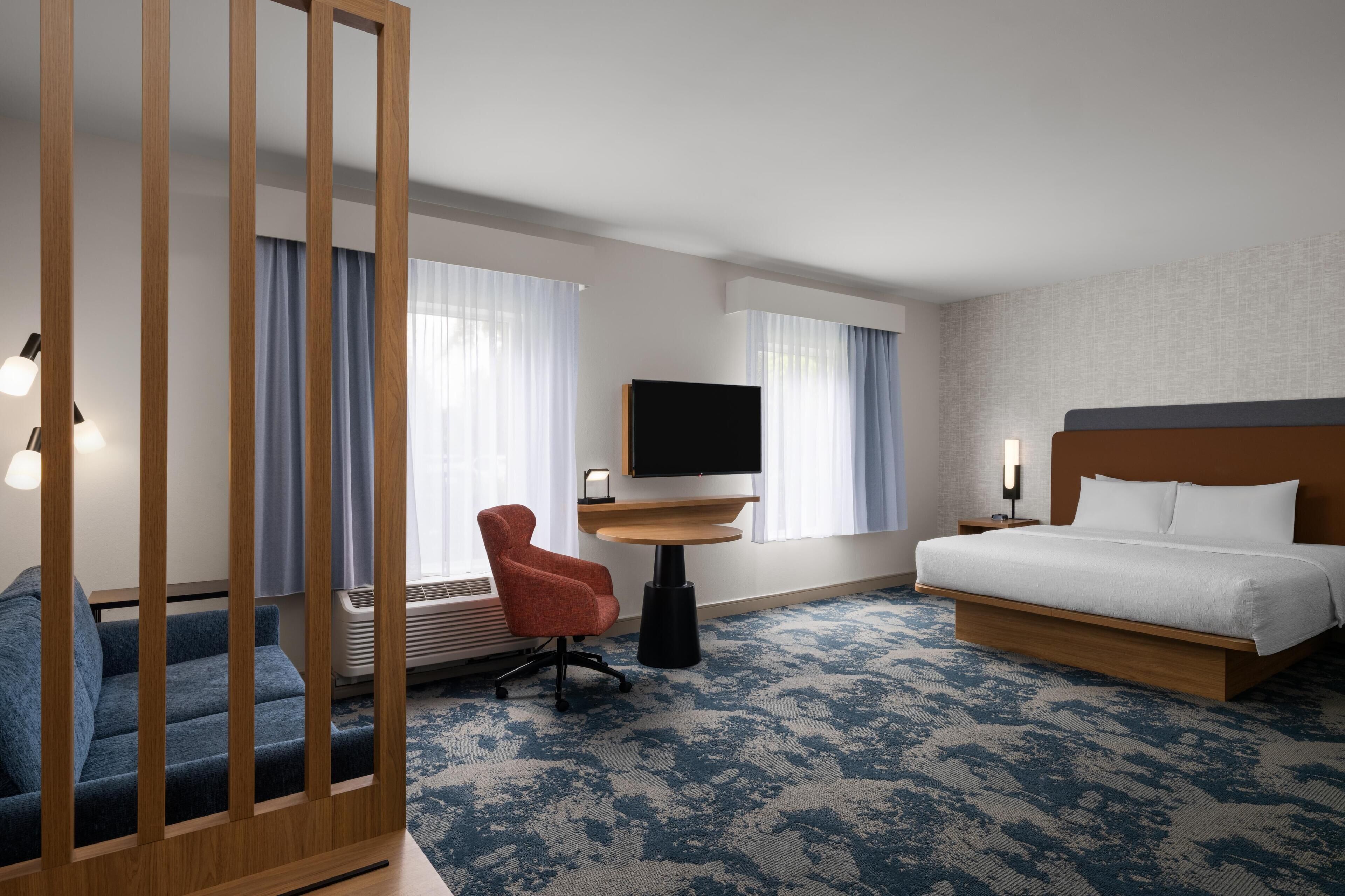 Quarto Standard | Roupa de alta qualidade, camas de colchão pillowtop, cofre no quarto 