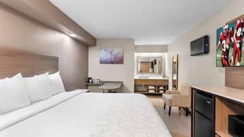 Escrivaninha, cortinas blackout, quartos à prova de som