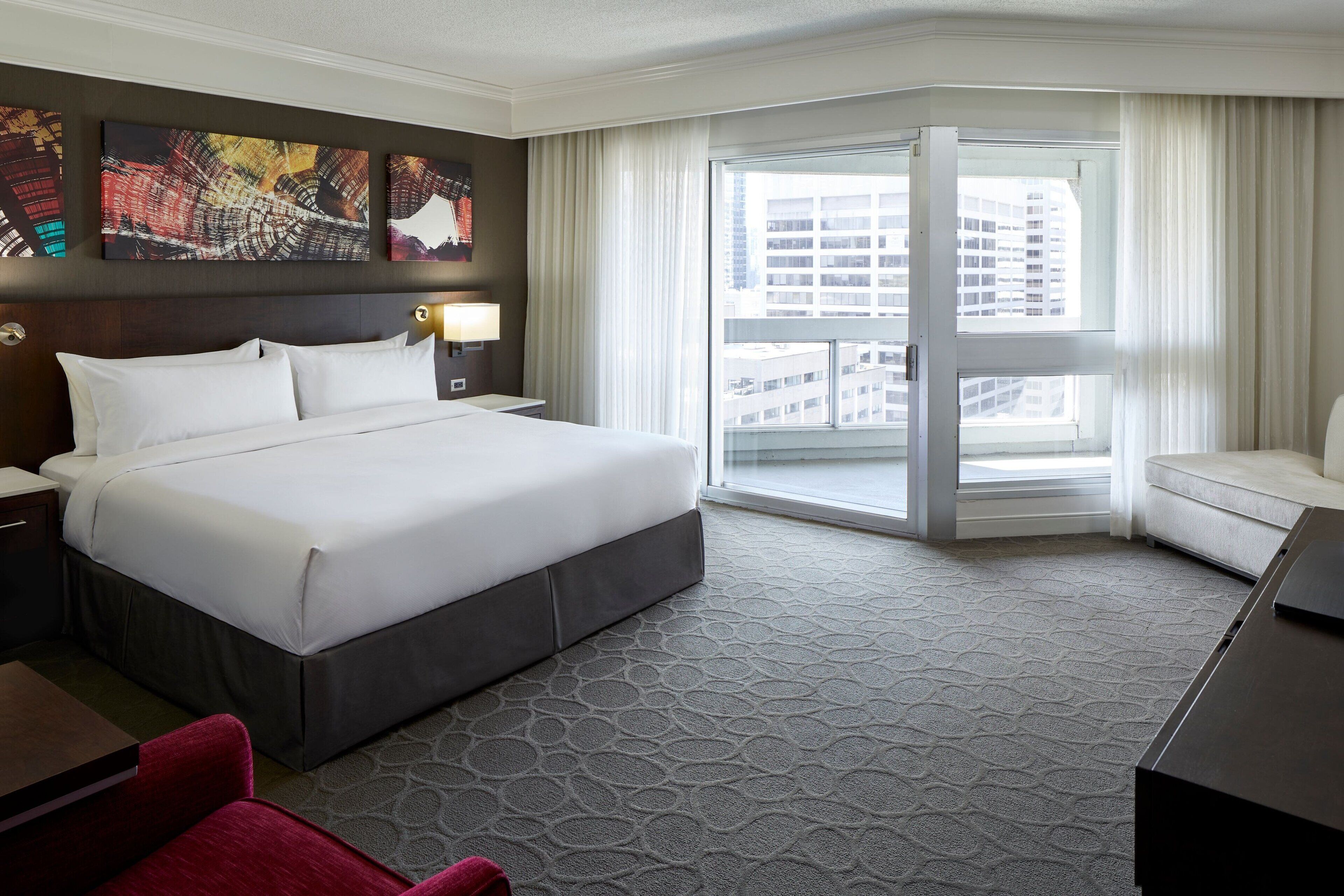 Cofre com capacidade para portátil, secretária 