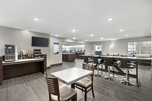 Pequeno-almoço tipo buffet diário incluído 