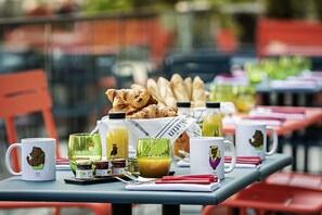 Pullman Paris Tour Eiffel Reviews, Deals & Photos 2023 - Expedia
