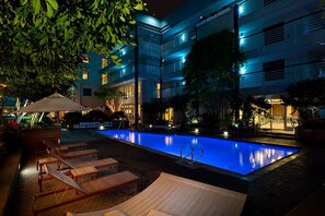 Piscina exterior 