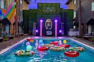 Piscina exterior