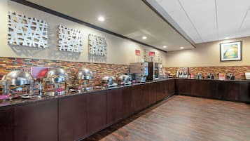Pequeno-almoço tipo buffet diário incluído