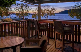 2 restaurantes, pequenos-almoços servidos, cozinha internacional 