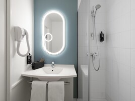 1 quarto, roupas de cama premium, individualmente mobiliados