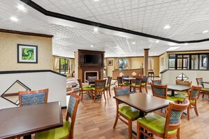 Café da manhã para viagem grátis todos os dias