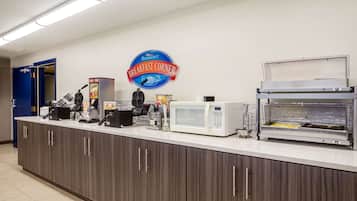 Pequeno-almoço tipo buffet diário incluído