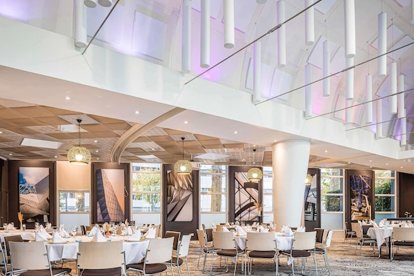 Pequenos-almoços, almoços e jantares servidos