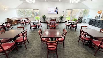 Pequeno-almoço continental diário incluído