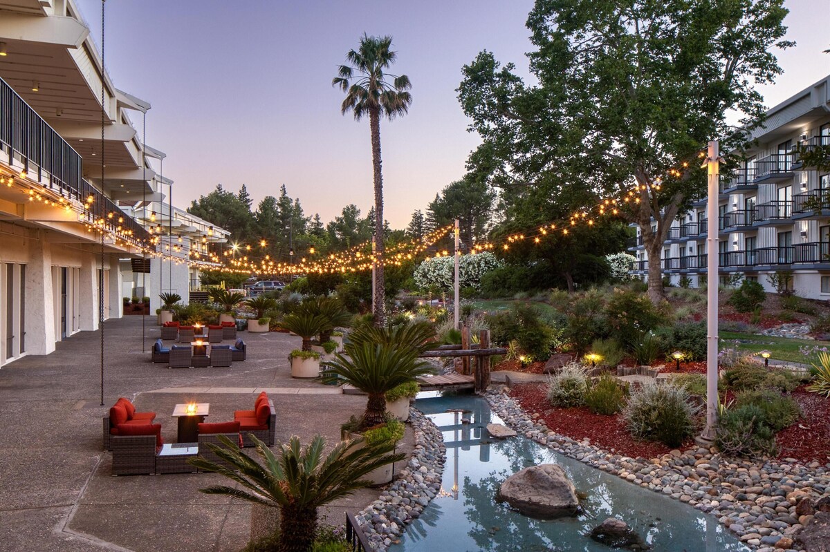 DoubleTree by Hilton Sacramento Reviews, Deals & Photos 2026 - Expedia