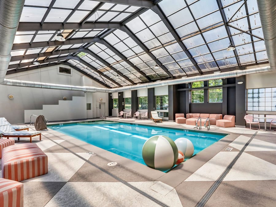 Piscina interior
