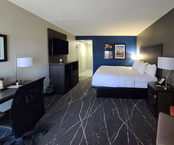 Roupas de cama premium, camas com colchões pillow-top, escrivaninha