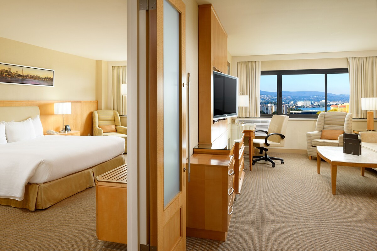 Hilton San Francisco Airport Bayfront Reviews, Deals & Photos 2024 ...