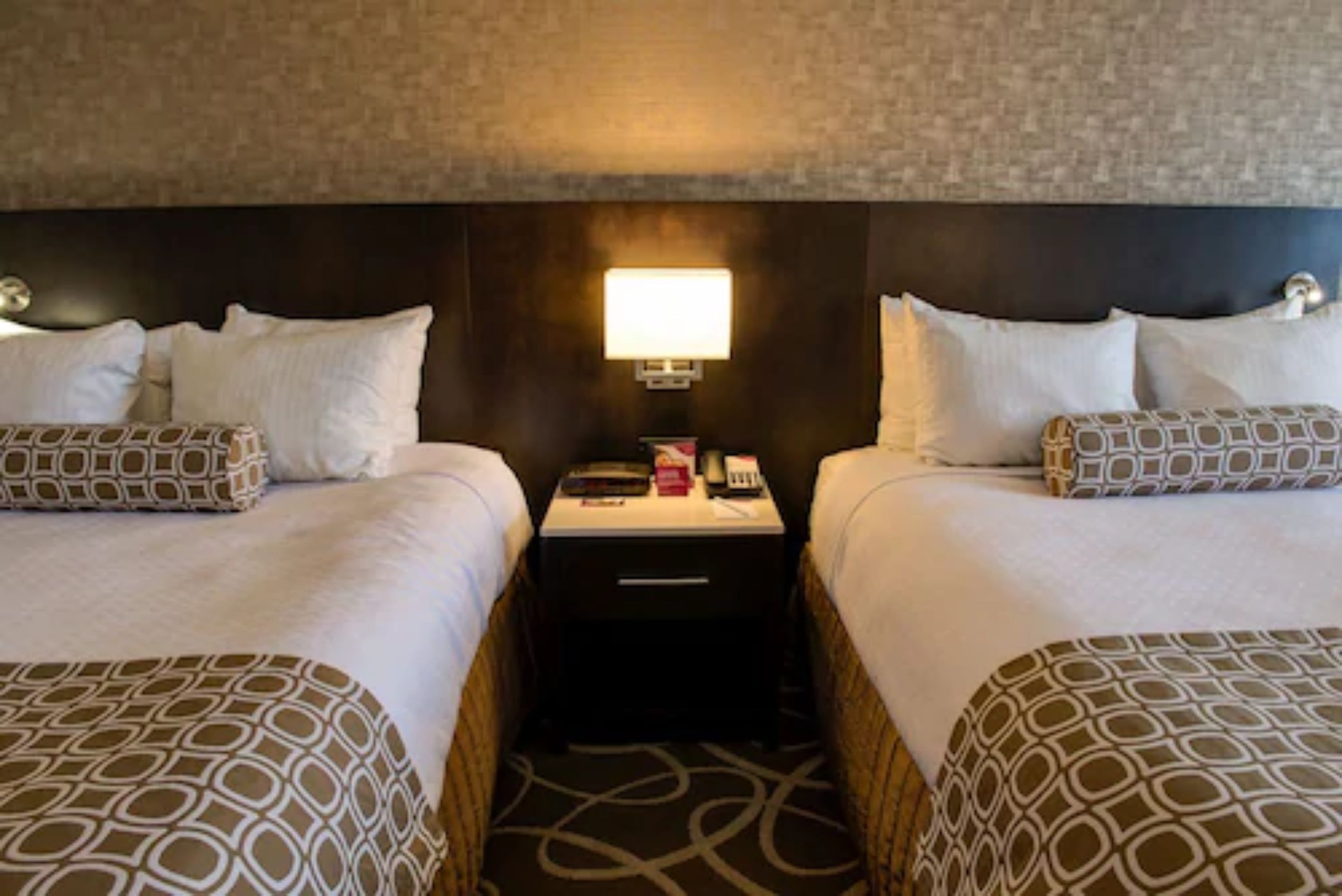 Crowne Plaza Kitchener-Waterloo, an IHG Hotel (Kitchener, Canada ...