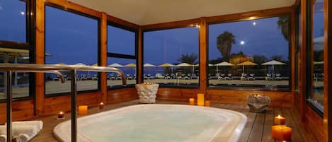 Sala(s) para tratamentos a casais, sauna, banheira de hidromassagem