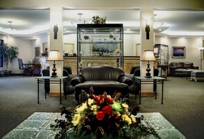 Área de estar no saguão