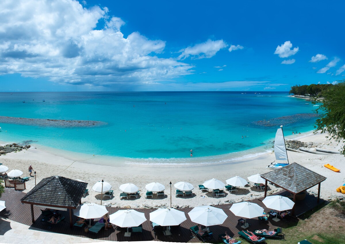 Mango Bay All Inclusive Reviews, Deals & Photos 2026 - Expedia