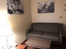 TV 32 polegadas com canais a cabo, DVD player