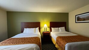 Quarto Standard, 2 camas de casal, não fumadores | Roupa de alta qualidade, camas de colchão pillowtop, cofre no quarto 