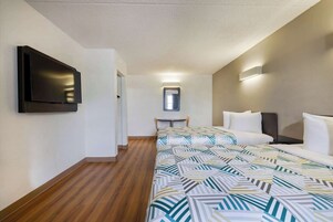 Escrivaninha, Wi-Fi de cortesia, roupa de cama, despertadores