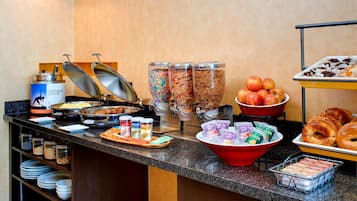 Pequeno-almoço tipo buffet diário incluído