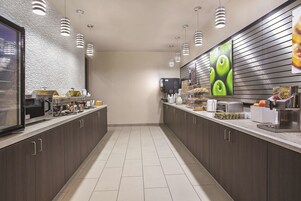 Pequeno-almoço continental diário incluído 