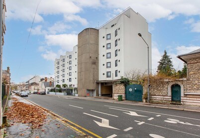 B&B Hotel Orléans Centre Foch