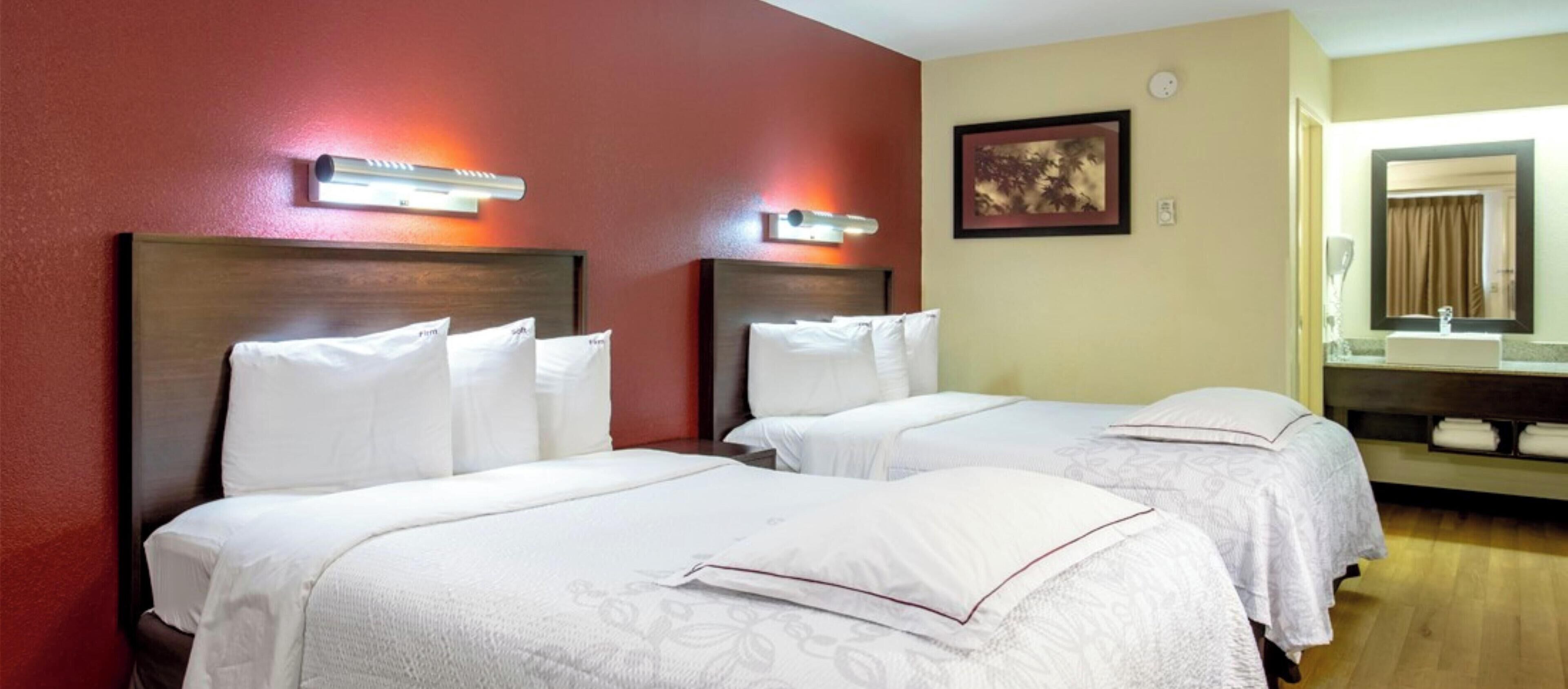 Secretária, secretária adequada para computadores portáteis 